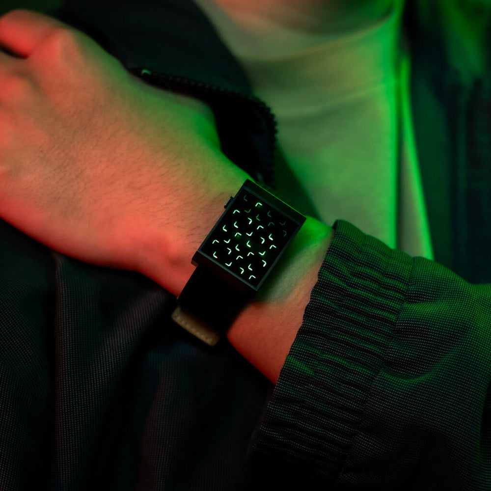 Futuristic Watch Design | JLR7 | Tokyoflash Japan