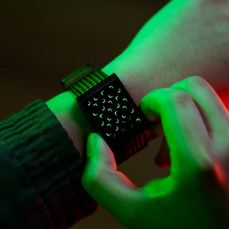 Futuristic Watch Design | JLR7 | Tokyoflash Japan