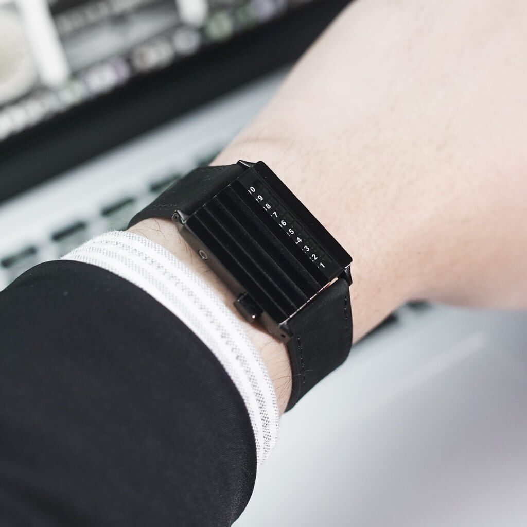 Futuristic LED Watch Design | Retsu | Tokyoflash Japan